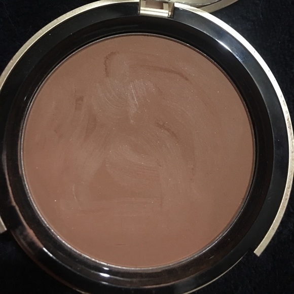 Too Faced | Makeup | Too Faced Bronzer | Poshmark